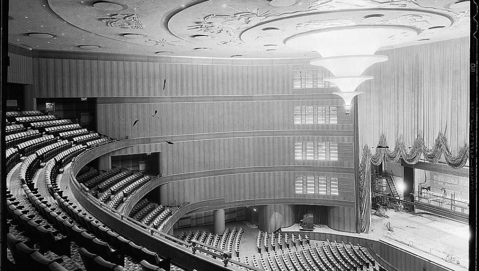 “Playing the Palace”: A History Of Motion Picture Palaces - The Credits