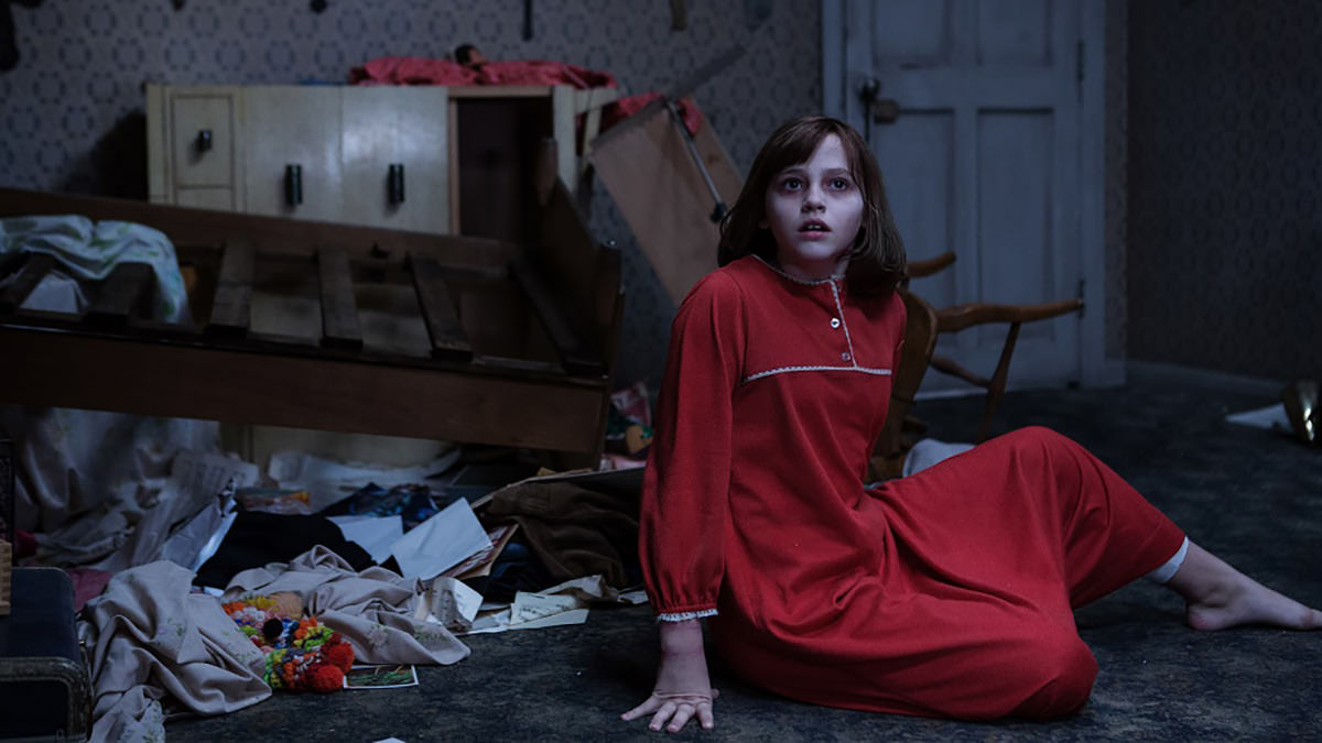This New The Conjuring 2 Clip Made us Jump - The Credits