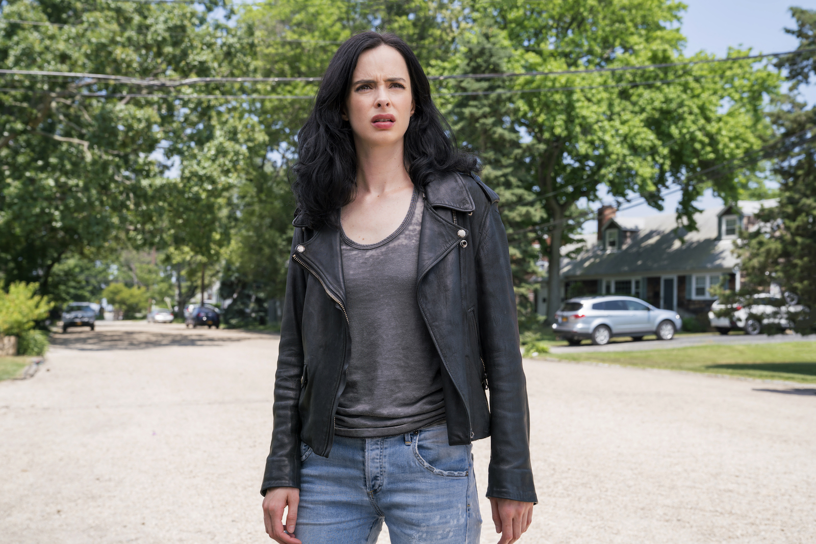 Jessica Jones Costume Designer on Losing the Cape in Favor of Leather ...