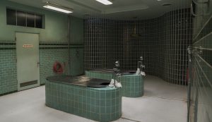 How Hitchcock Influenced the Bold Design of Netflix's "Ratched" - The ...