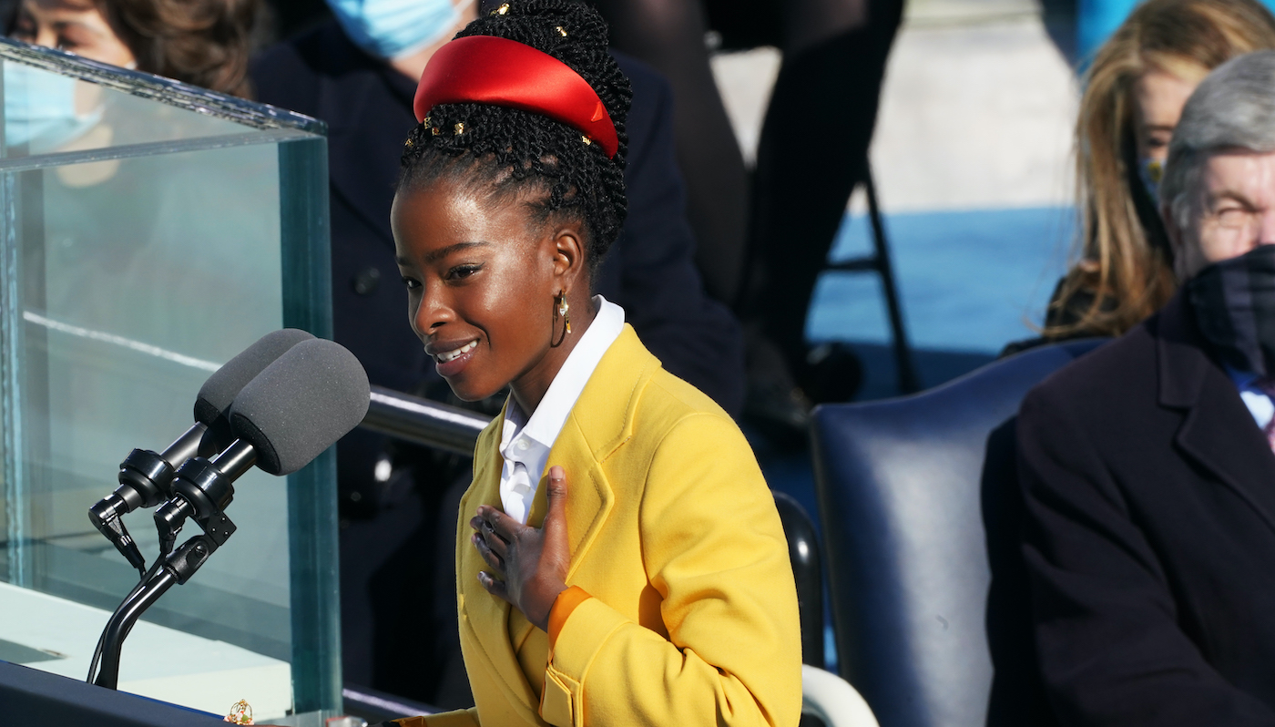 Stars New and Seasoned Shine at the Inauguration - The Credits