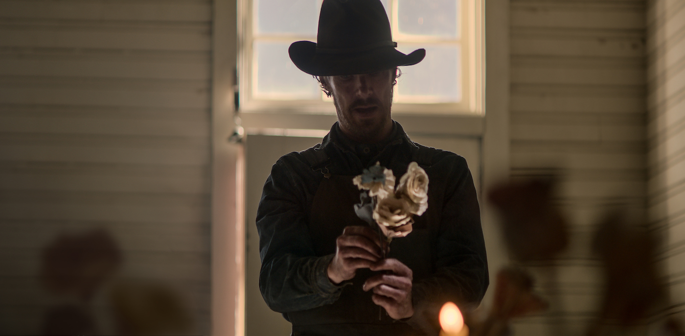 “The Power of the Dog” Cinematographer Ari Wegner on Finding the Light ...