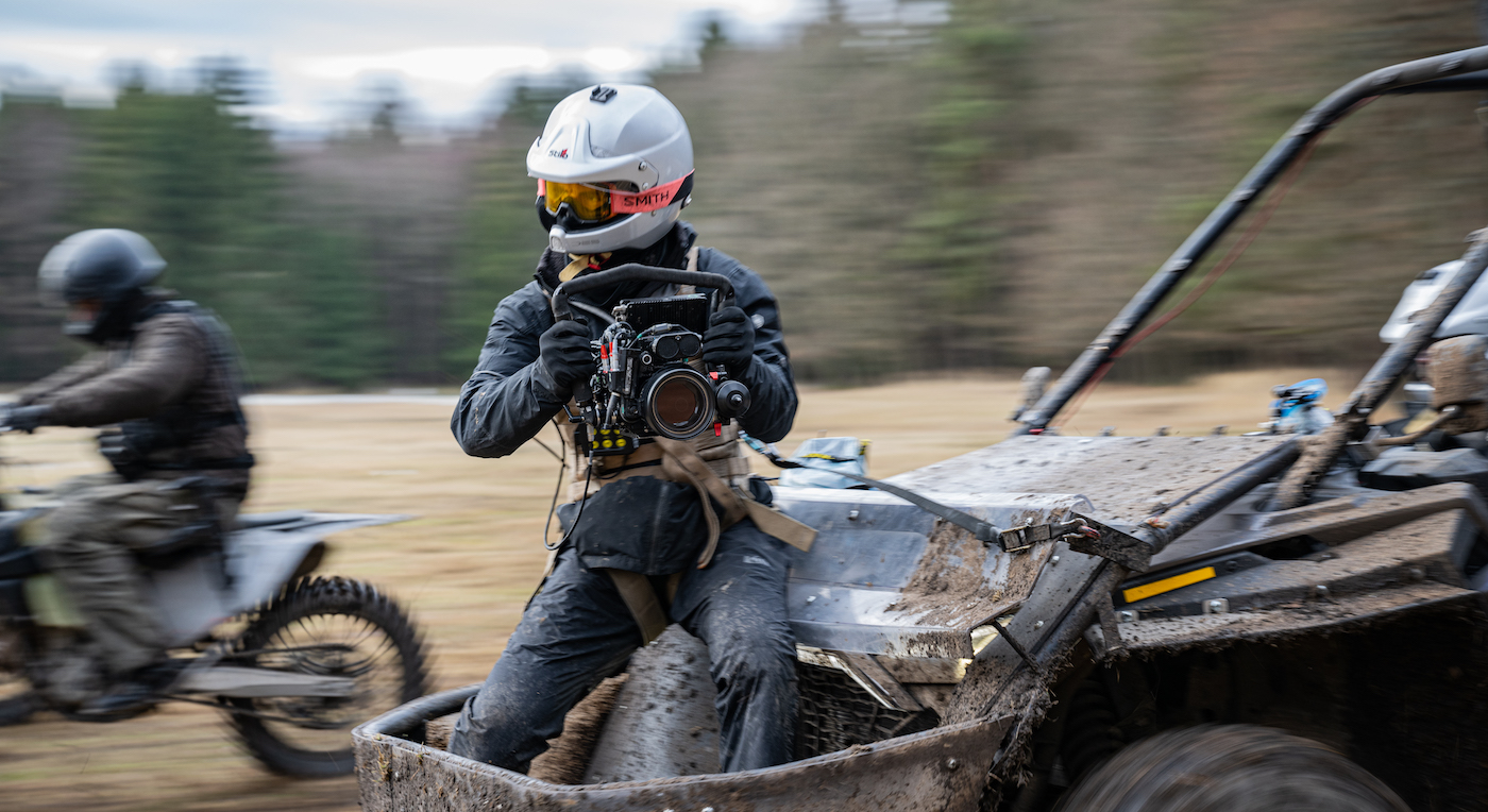 “Extraction 2” Director Sam Hargrave on Lighting Chris Hemsworth on ...