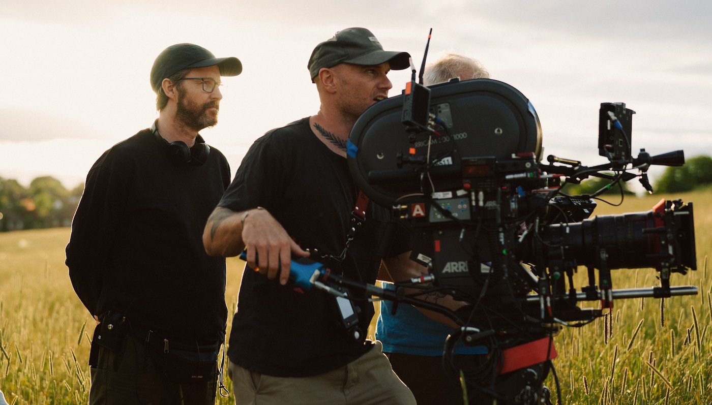 "All of Us Strangers" Cinematographer Jamie Ramsay on Lighting a Lonely ...