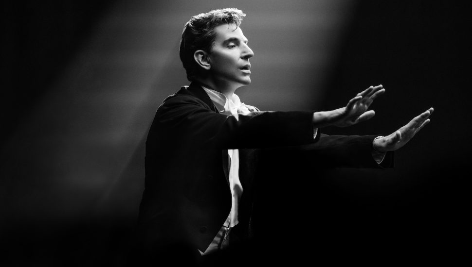 "Maestro" Cinematographer Matthew Libatique Makes Music With the Camera ...
