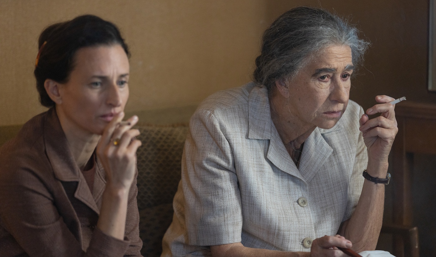 The Oscar-Nominated Hair & Makeup Team on Turning Helen Mirren Into ...