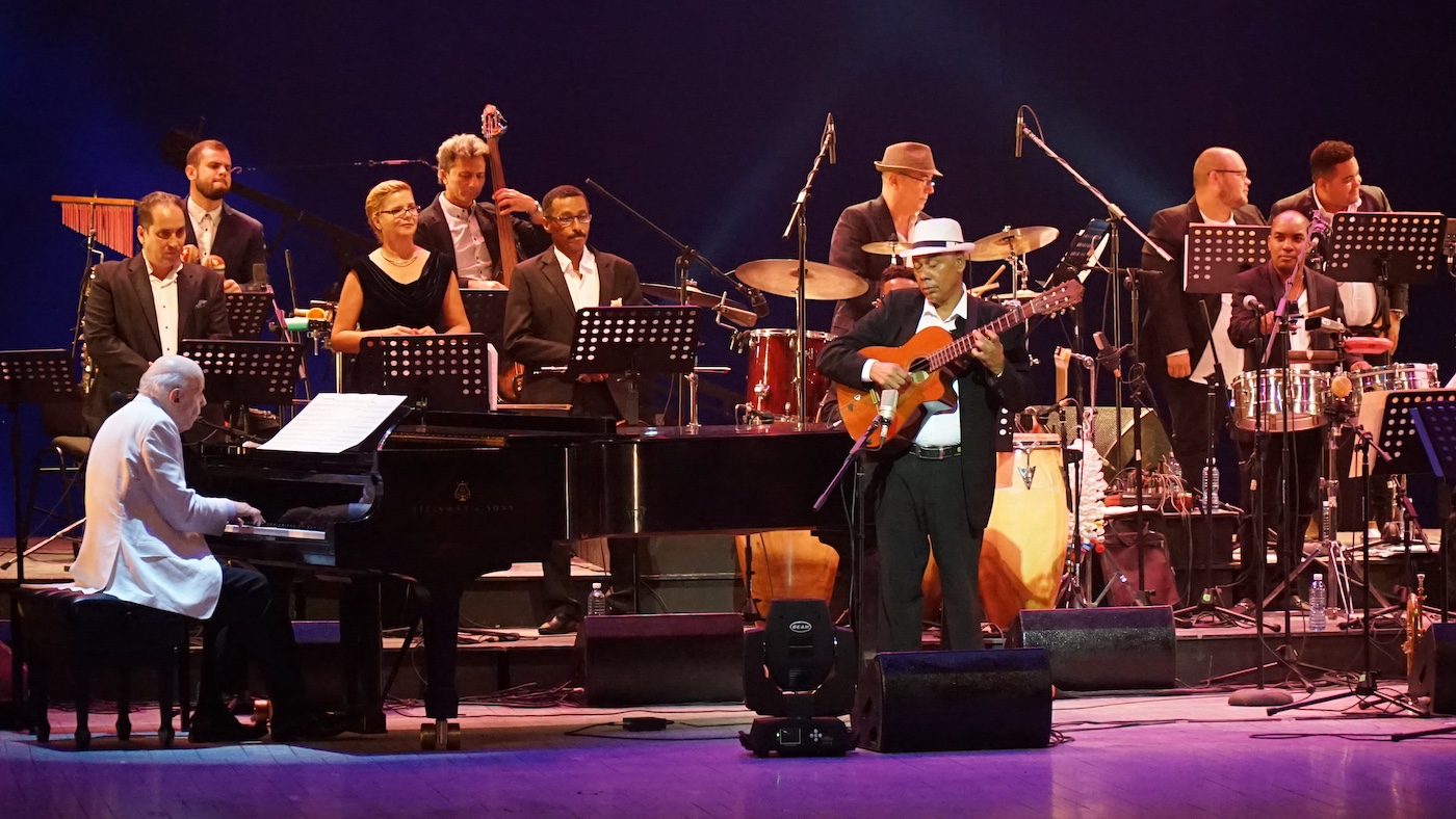 Legendary Composer Charles Fox Gets His Star on the Hollywood Walk of ...