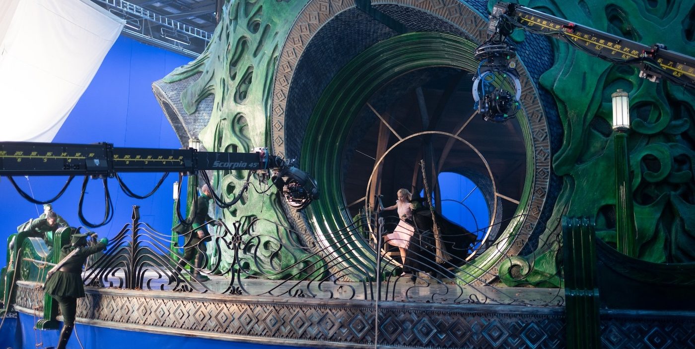Production Designer Nathan Crowley: The Visionary Behind "Wicked's" Stunning Sets - The Credits
