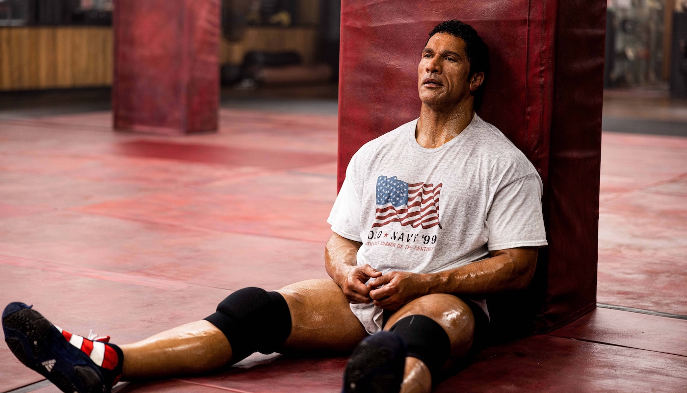 Venice Knockout: Dwayne Johnson's "The Smashing Machine" Gets 15-Minute ...