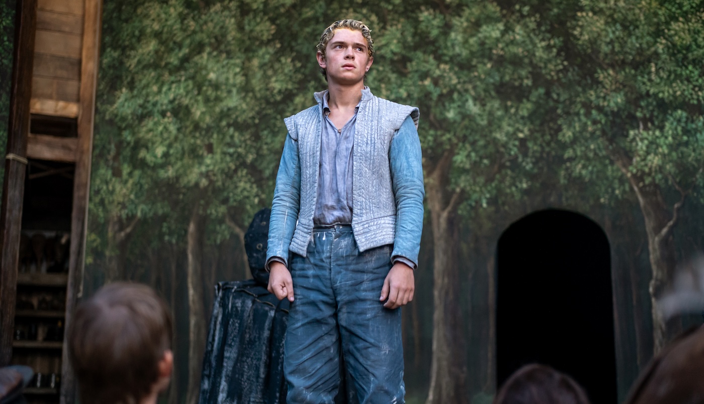 "Hamnet" Costume Designer Malgosia Turzanska Reveals How Leather Wounds ...