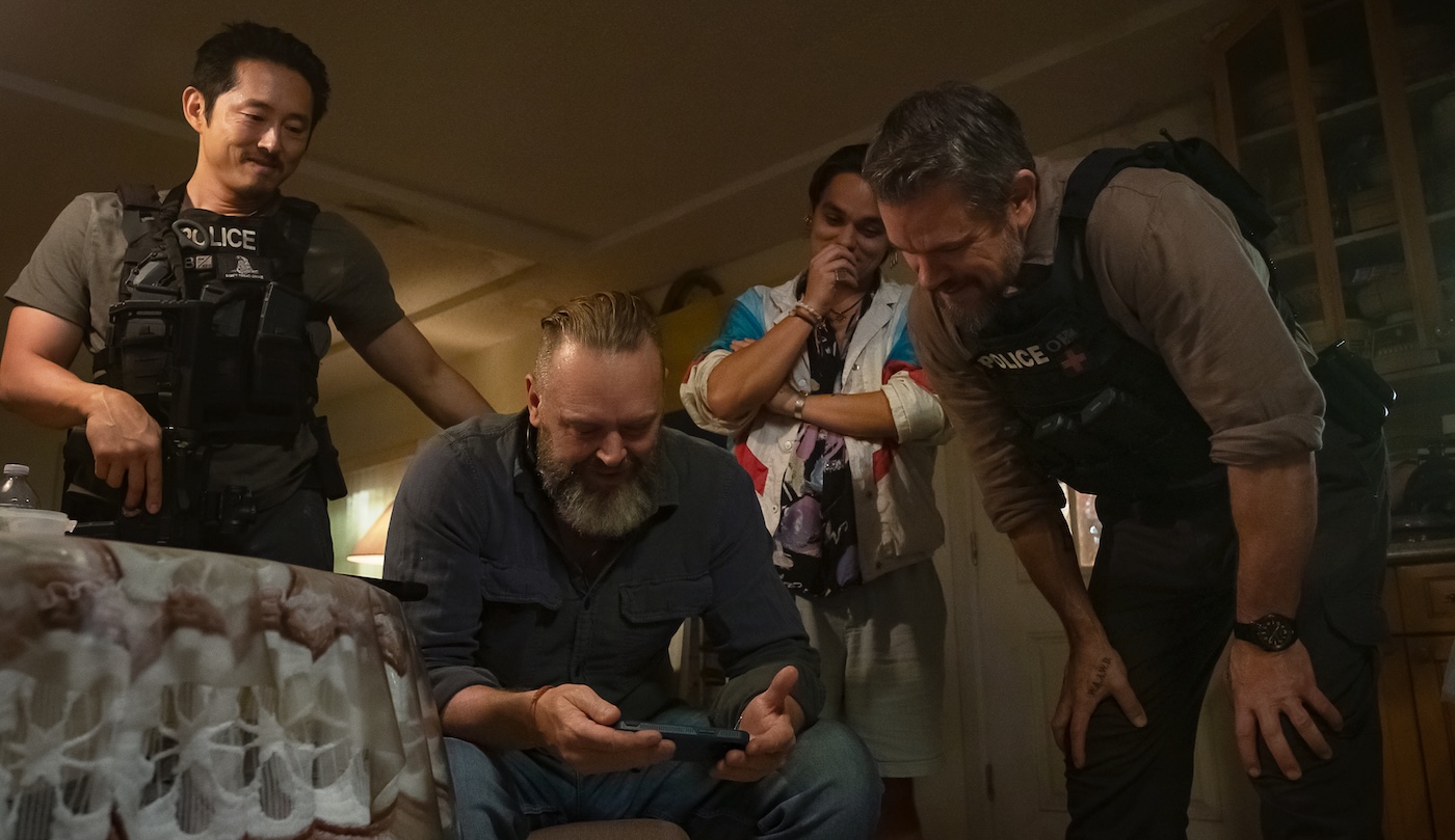 How "The Rip" Writer/Director Joe Carnahan Turned a Real Heist Into his ...